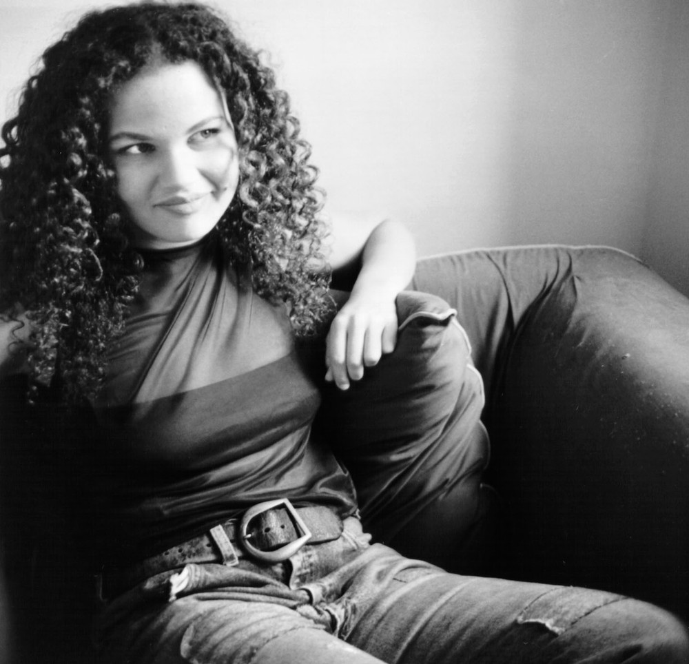 Alana Davis Music | Tunefind