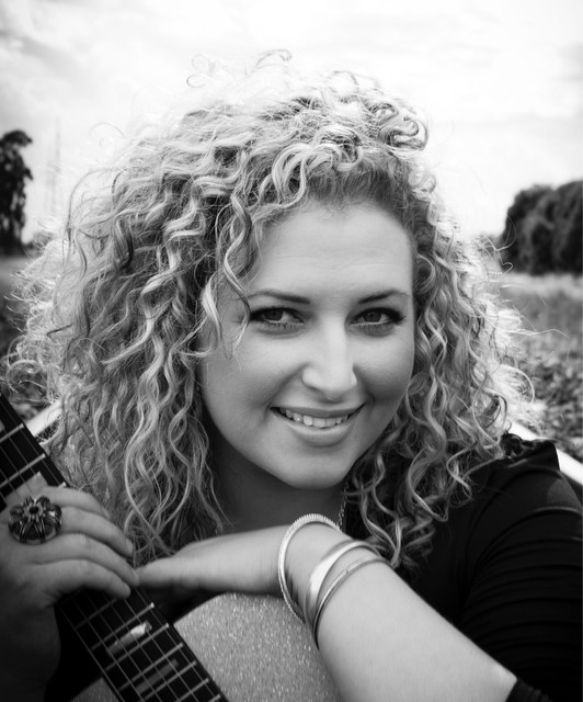 Briana Lee | Tunefind