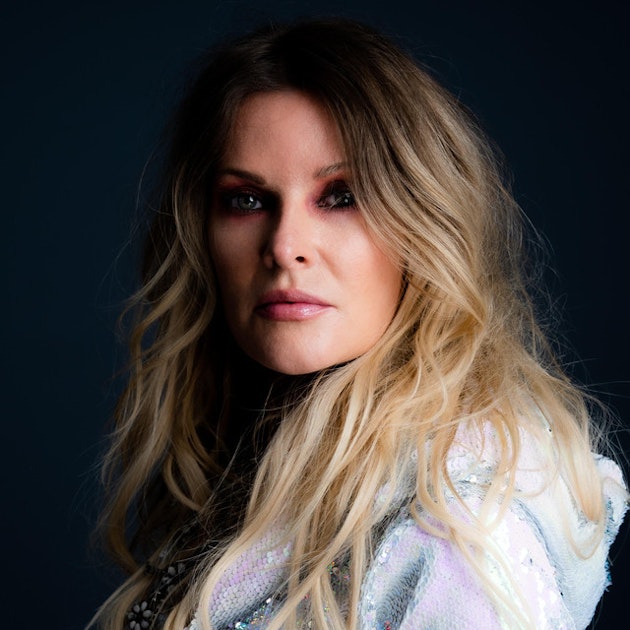 Elizabeth Cook Music | Tunefind