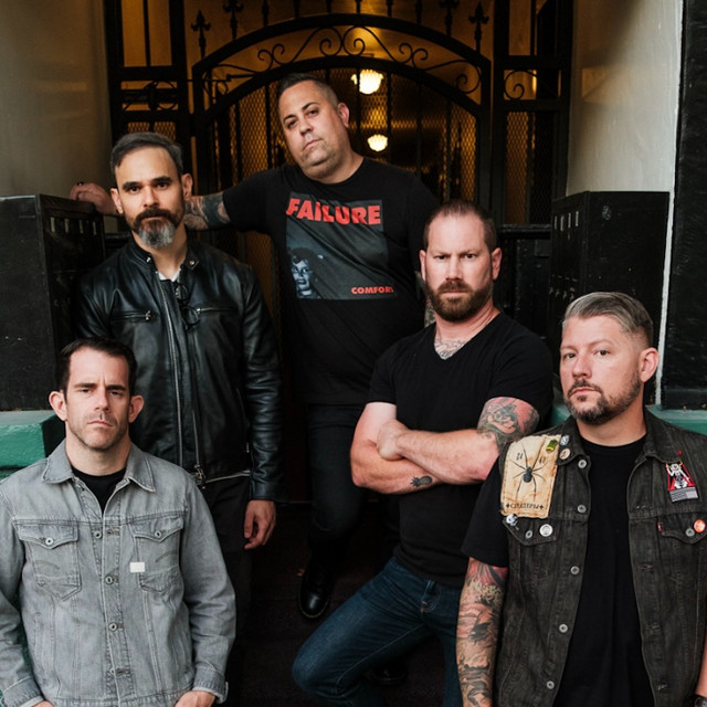 Fake Figures | Tunefind