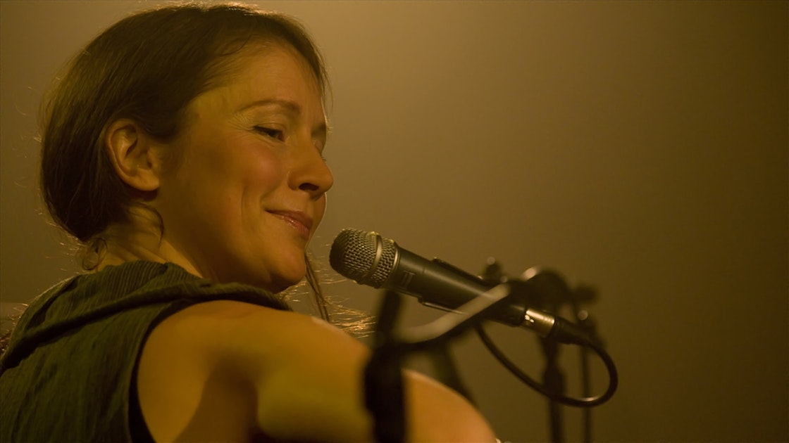 Lou Rhodes Music | Tunefind