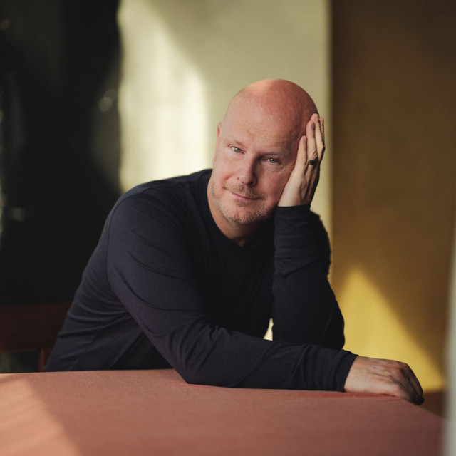 Philip Selway Music | Tunefind