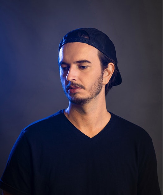 Roman Müller Music | Tunefind